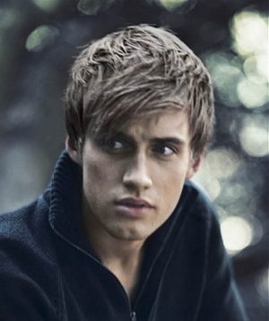 Catalog Tunsori si Frizuri pentru Barbati - Fashion8.ro 🌟