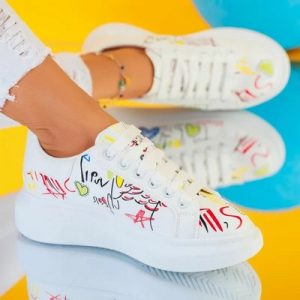 Modele de Adidasi si Sneakers de Dama Albi Online - Fashion8.ro 🌟
