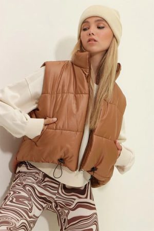 Modele de Veste Dama din Fas Online - Fashion8.ro 🌟